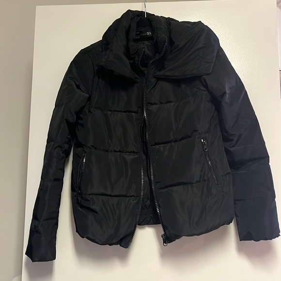 Zara | Jackets & Coats | Zara Black Puffer Jacket So Comfy | Poshmark